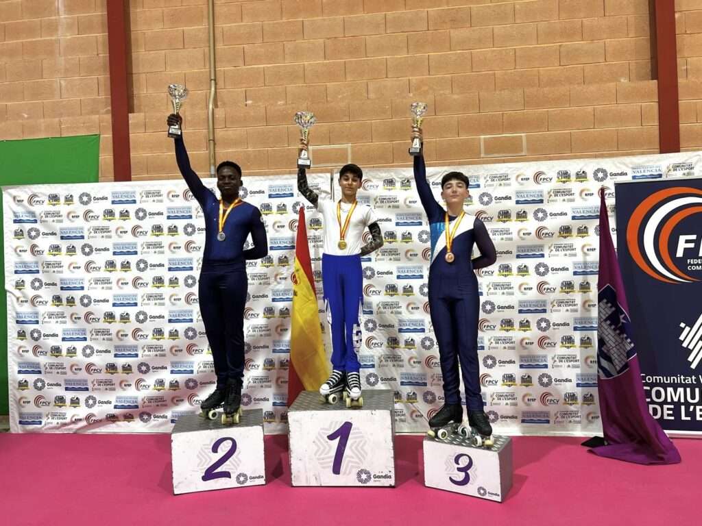 El patinador compostelano Iago Vázquez, bronce en el Campeonato de España de Solo Danza - Diario ...